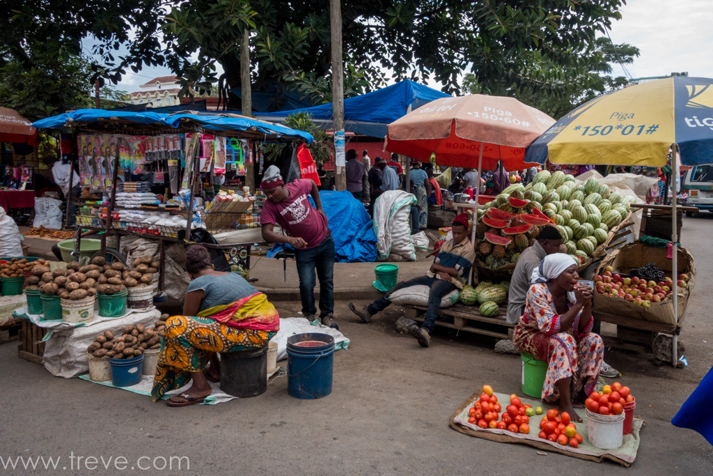 Market in Arusha – where's treve?
